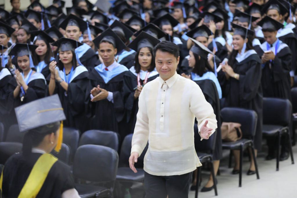 About Win - Win Gatchalian